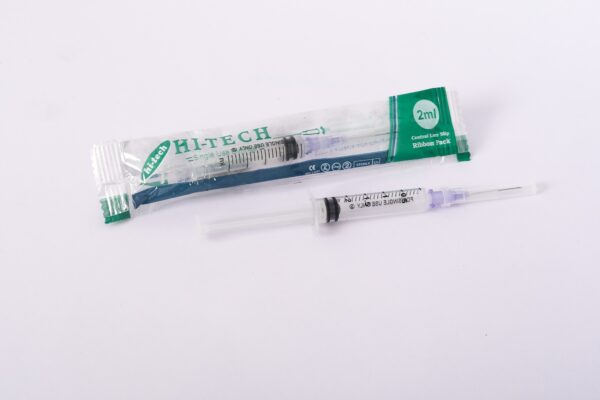 HI-TECH Single Use STERILE HYPODERMIC SYRINGES With Needle - Seelingo ...